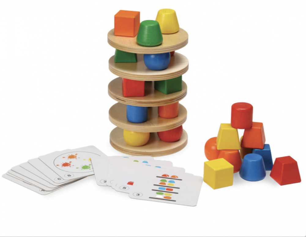 Wooden tower with blocks and cards :: PETONA.cz